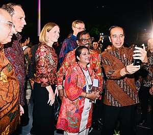 President: Be Proud of Batik - Expat Indonesia