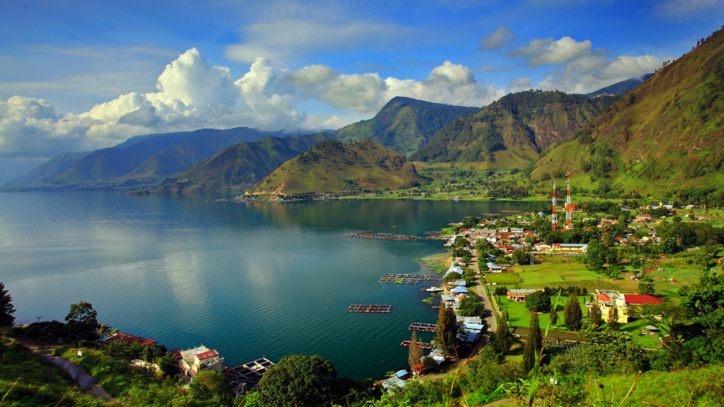 From Lakes to Waterfalls: 10 Iconic Destinations in West Sumatra ...